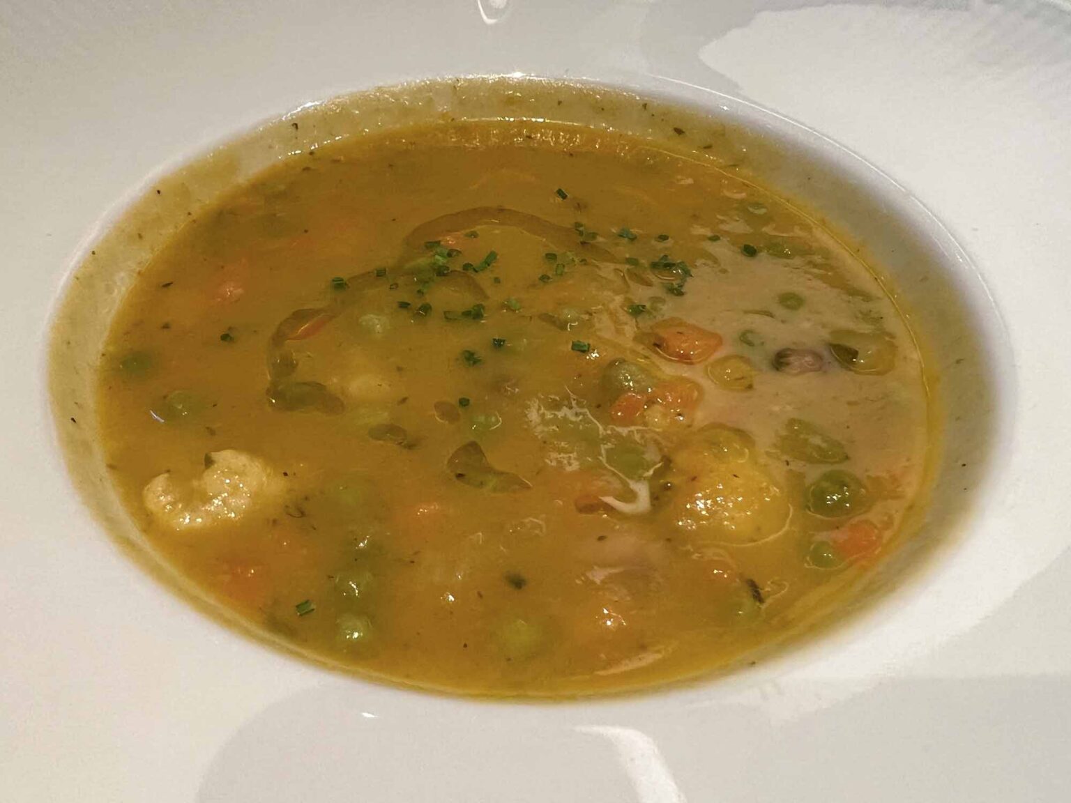 Review of the Manhattan Restaurant at Disneys Hotel New York: The Art ...