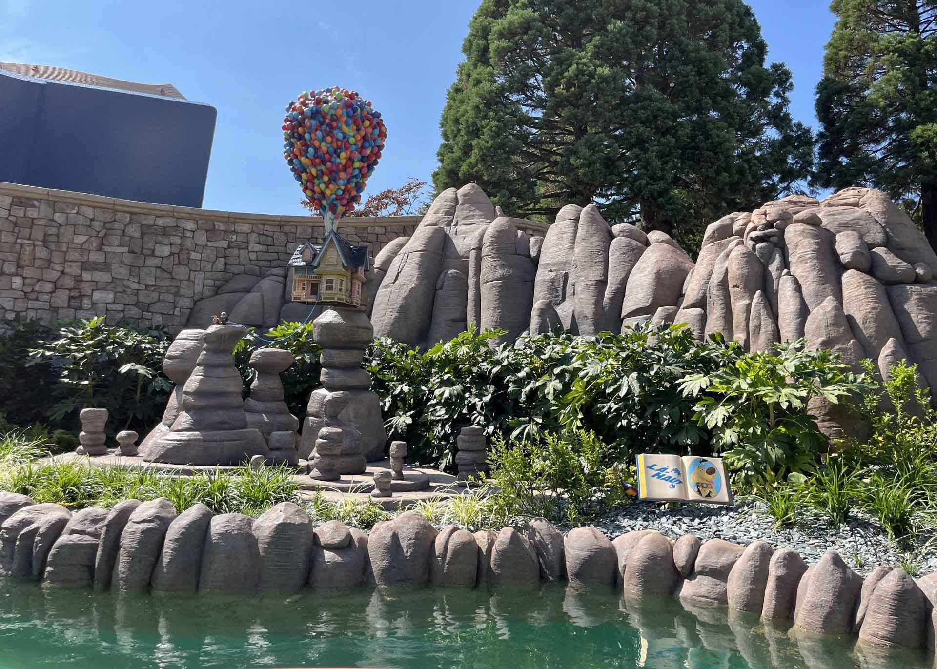 Disneyland Paris’s Le Pays des Contes de Fées Reopens with New Scenes ...